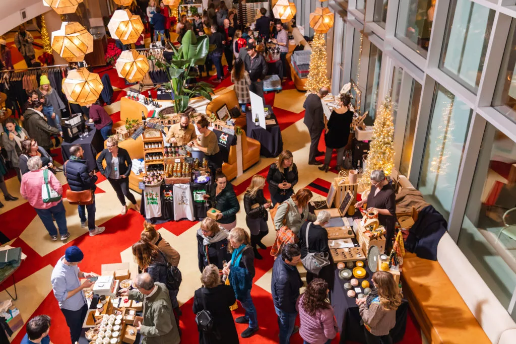 Top 5 Seasonal Triangle Holiday Markets to Discover