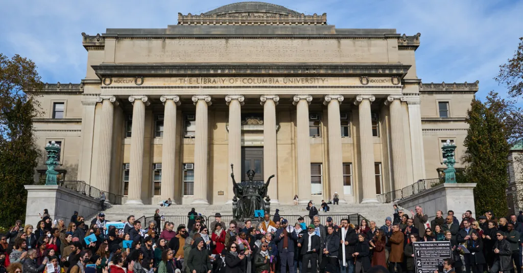 Columbia Student Protesters Claim Chemical Attack